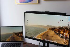 What to do with old monitors: 28 brilliant projects to reuse a display ...